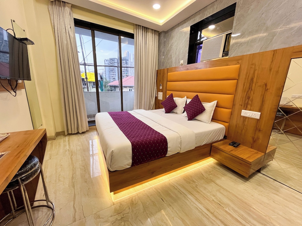 Hotel National - Mumbai