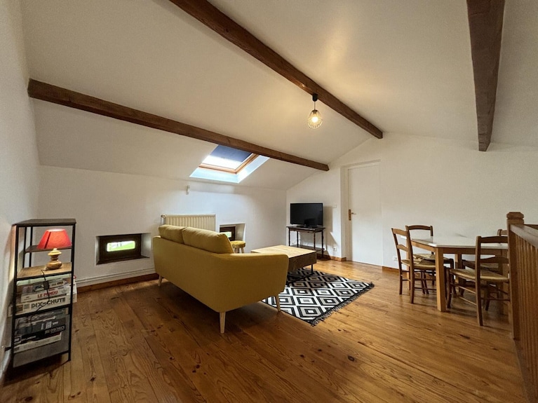 Maison De Charme Avec Spa En Montagne Bourbonnaise - Auvergne