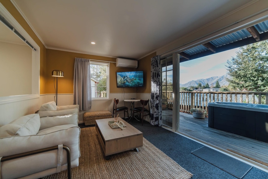 Milkyway - Mountain Breeze Lodge - Lake Tekapo, New Zealand