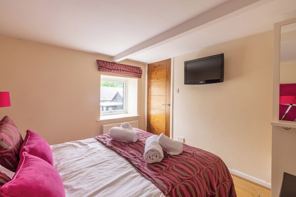 Hayloft Cottage - North East Escapes - Bamburgh