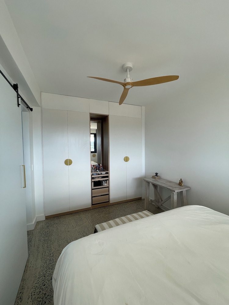Amazing Beach Views from 5th Floor Apartment - Sydney | Vrbo