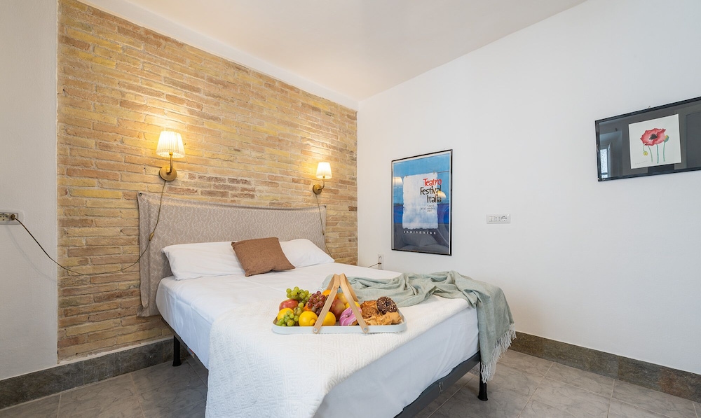 Cozy Sardinian Apartment By Propertize - Cagliari