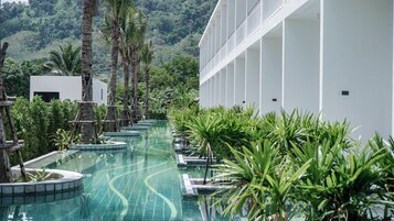 Sol Two-bedroom Lagoon Suite Villa (Up to 8) (Free Drop-off Airport Transfer) | Vista do quarto