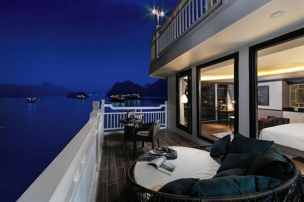 Quarto Duplo ou Twin Presidencial, vista para o oceano | Varanda