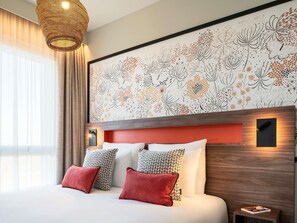 Quarto Deluxe, 1 cama de casal, vista para a baía | Cofre no quarto, secretária adequada para computadores portáteis 