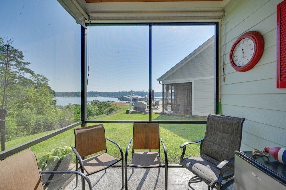 Lake Greenwood Getaway W/ On-site Boat Ramp! - South Carolina