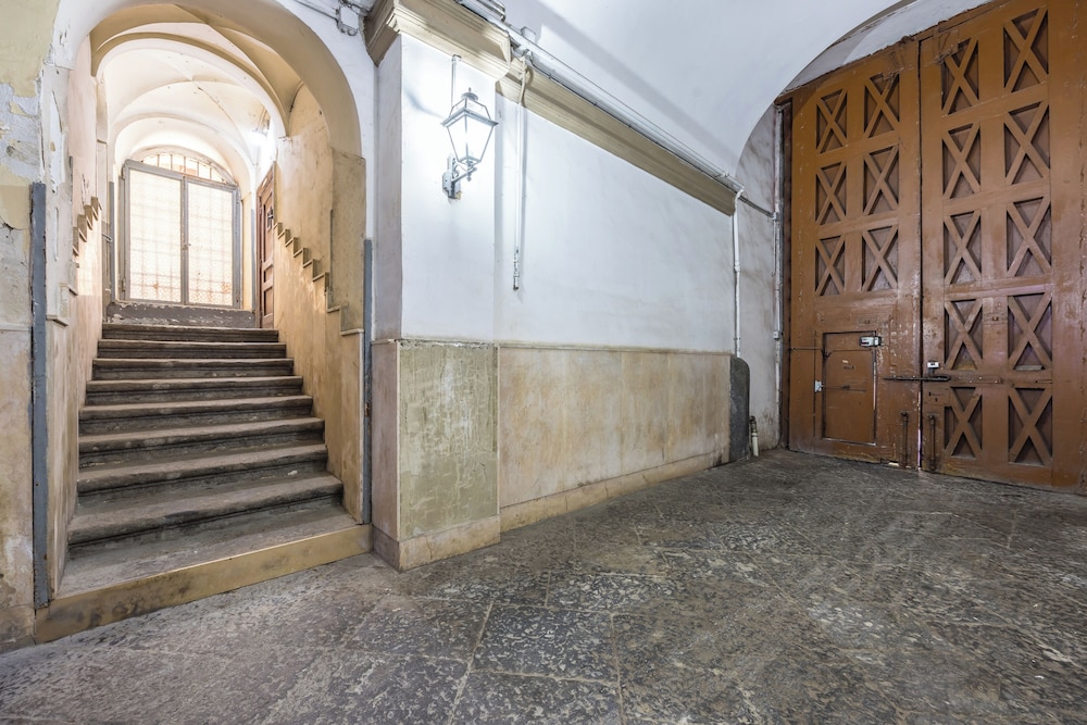 Homely City Apartment By Wonderful Italy - Neapel