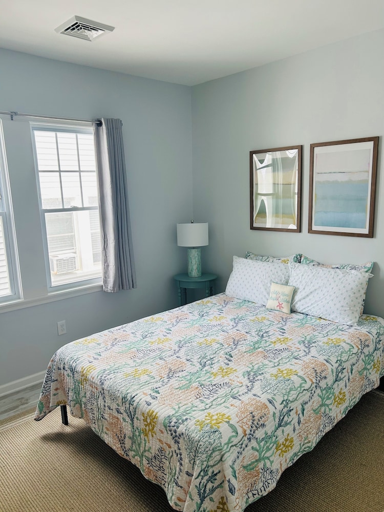 3-bedroom Condo In Amazing Ventnor City! Two Blocks To The Beach! 6 Minute Walk! - Ventnor City, NJ