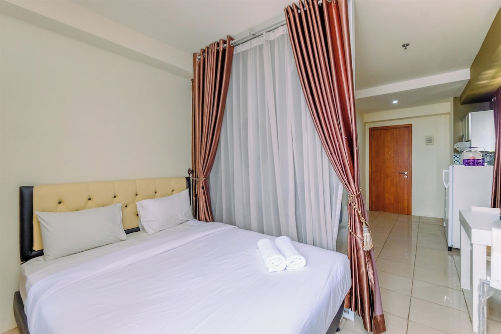 Comfortable And Tidy Studio At Titanium Square Apartment - Cibubur