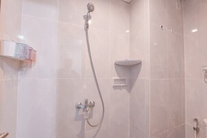 Estúdio Deluxe | Casa de banho | Toalhas fornecidas 