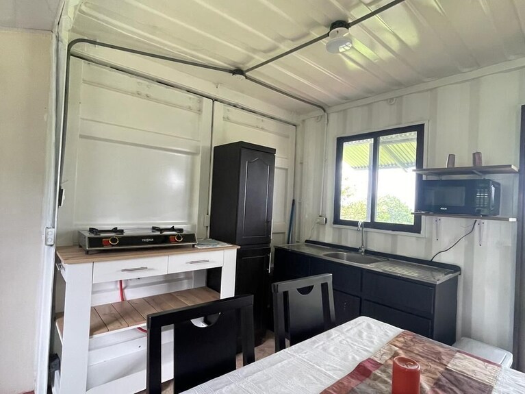 Cozy Cabin #2 For 2 In Puerto Cortes With Ac And Wifi With Beautiful Sunsets - Palmar Norte