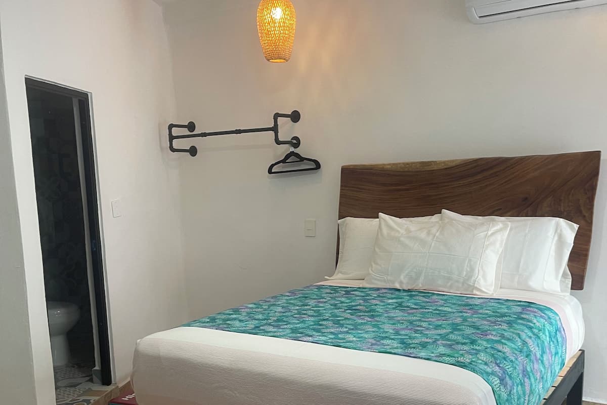 Quarto básico | 1 quarto, roupas de cama premium, camas com colchões pillow-top