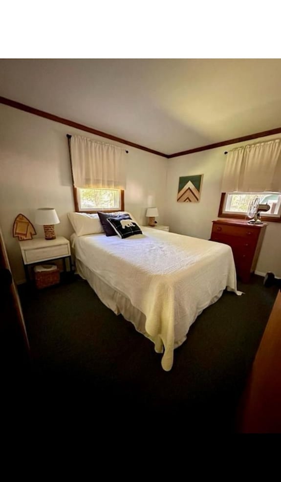 New Listing! Poconos Cabin In Lake Community - Pocono Lake