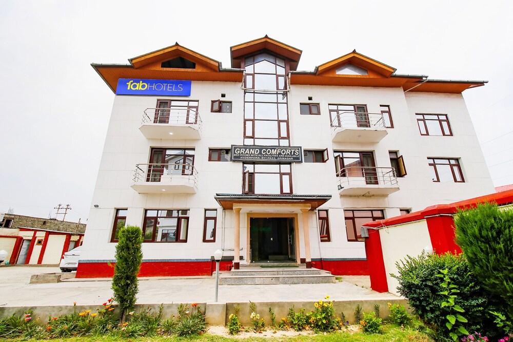 Fabhotel Grand Comforts - Srinagar