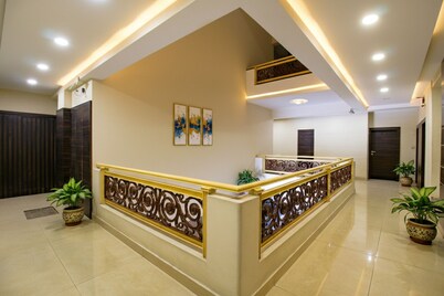 Fabhotel Kamla Regency