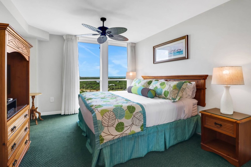 Stunning 12th Floor Views! Pool & Hot Tub! No Resort Fees & Over $150 Of Free Daily Activities! - Bonita Springs, FL