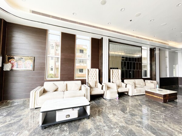 Tbs Sea View - Full Ac- Pool & Breakfast - Puri