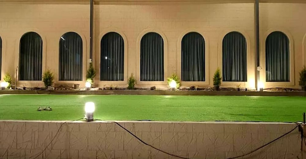The Democracy Hotel & Resort - Nashik