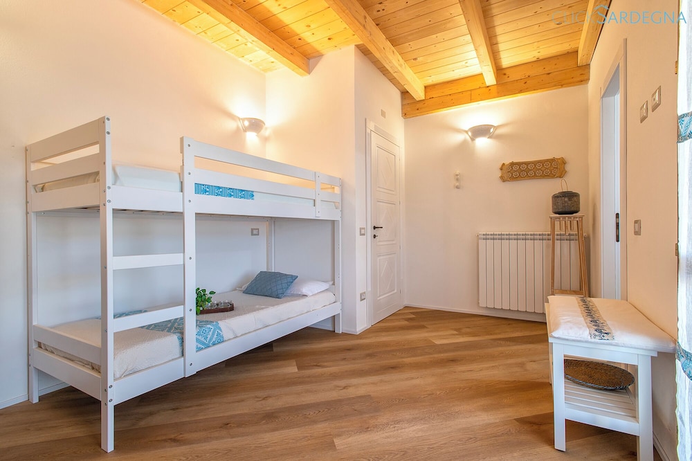 Villa Celeste: Ein Luxuriöses Refugium In Der Nähe Von Alghero - Alghero