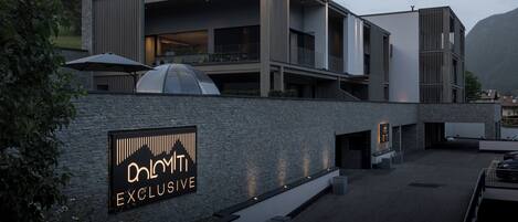 Fachada da propriedade