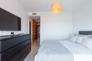 Apartamento | 3 quartos, ferros/tábuas de passar roupa, Wi-Fi de cortesia