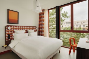 Apartamento Familiar | Roupa de alta qualidade, secretária