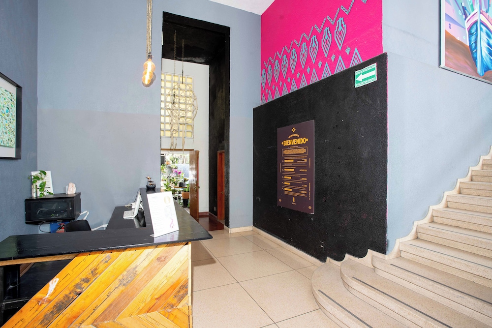 La Paz & Love Hostel - Guadalajara