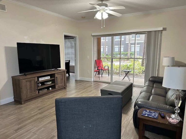 Crescent Palms - Near Brandon, Tampa, Riverview - 里弗維尤