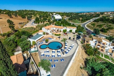 Oleandro Country Club