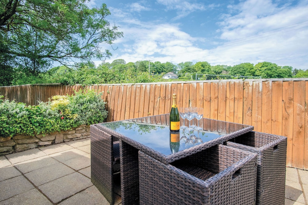 Clover Cottage - 2 Bedroom Cottage - Begelly - Pembrokeshire