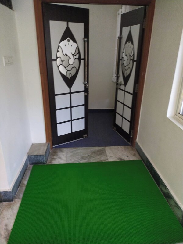 Living Studio - Patna