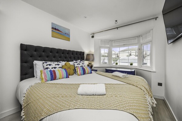 Sunset Townhouse With Free Parking - Brighton