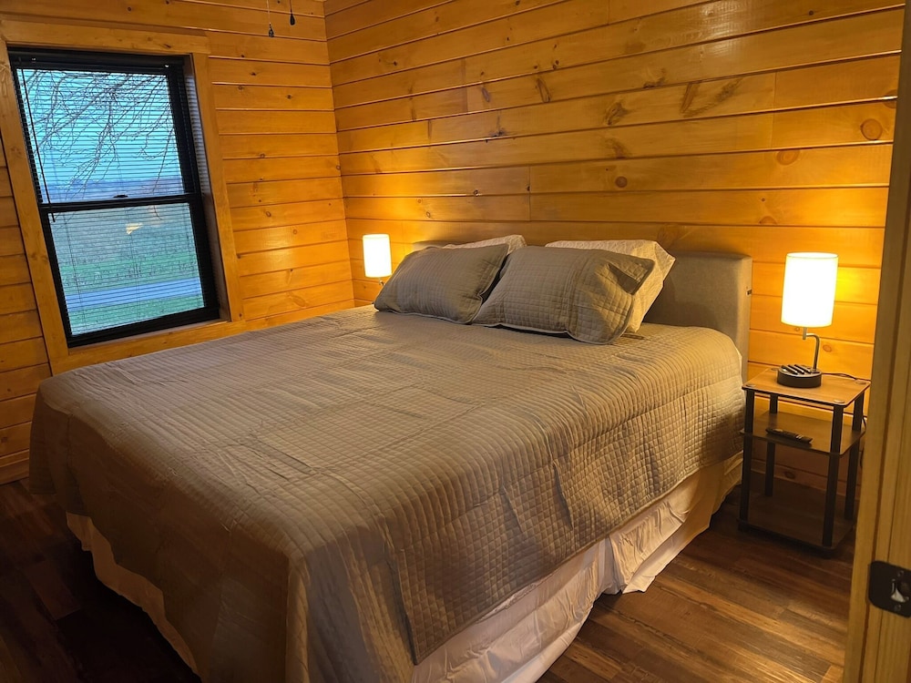 Private Cozy Cabin On Bourbon Trail With Hot Tub - Harrodsburg, KY