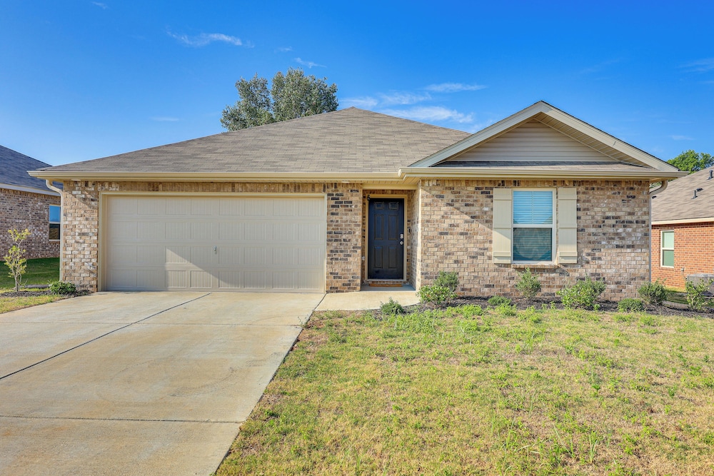 Family-friendly Triana Home Near Redstone Arsenal! - Somerville, AL