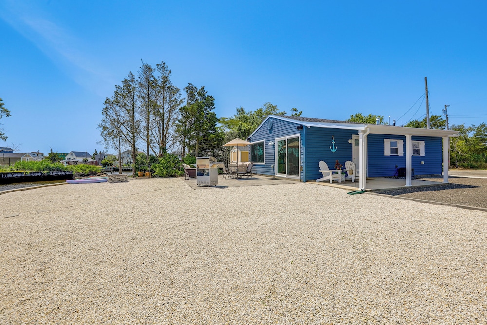 Little Egg Harbor Township Retreat W/ Private Dock - Long Beach Island, NJ