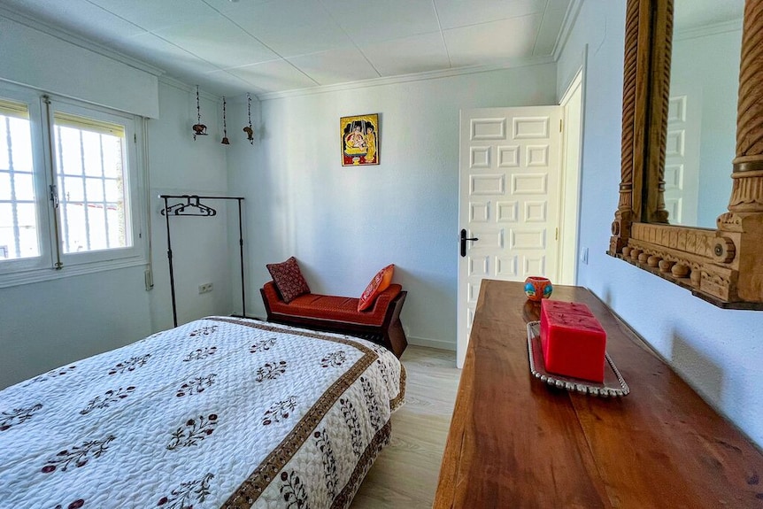 10 Minutes To The Beach! Double Room With Garden View In Quiet B&b Costa Blanca - La Marina