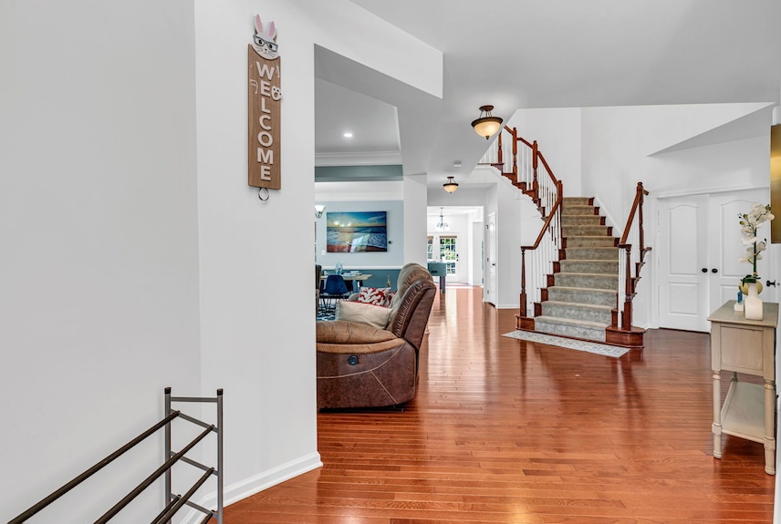 Spectacular 6-bedroom Spacious House With Theatre, Game Room, Fitness - Ashburn, VA