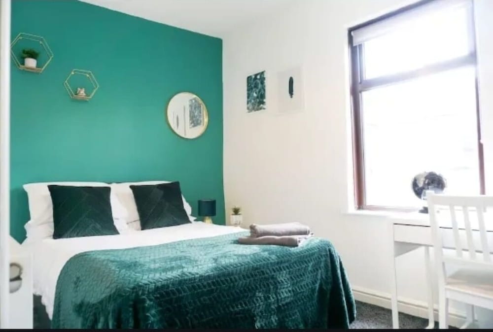 Central Location - 3 Bed House - Barrow-in-Furness