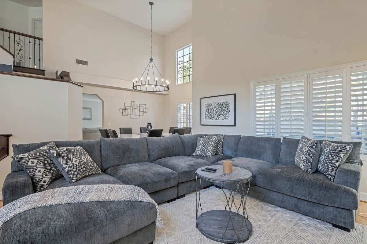 152-2-story Pool &Spa Home | Ale / Insurance Ready - Santa Clarita, CA