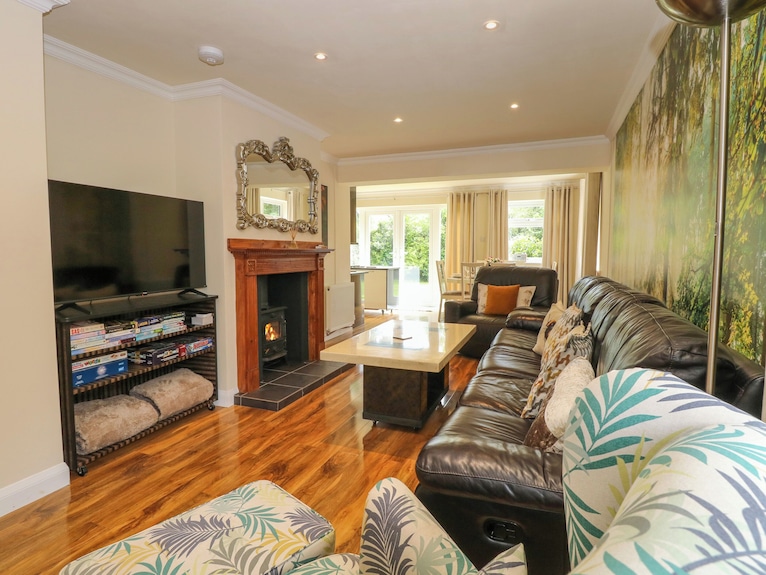 Cedar Cottage, Pet Friendly, With Open Fire In Blofield - Wroxham