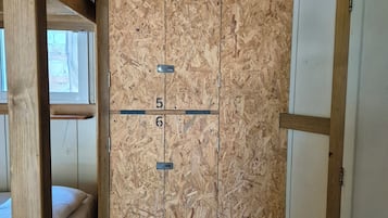 Dormitório compartilhado básico | Roupa de cama