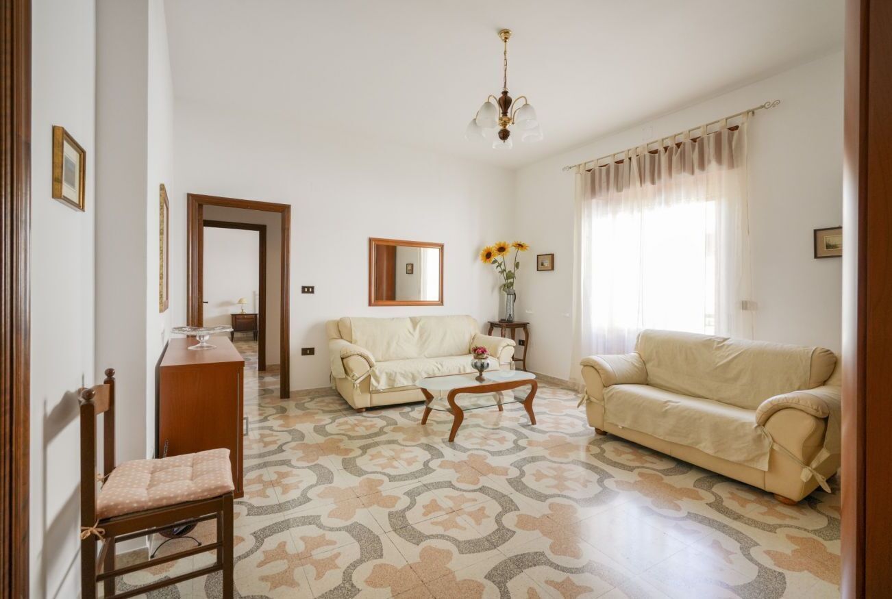 Guesthost - Classic Home - Easy Comfort 10 Minutes From The Sea - Carovigno
