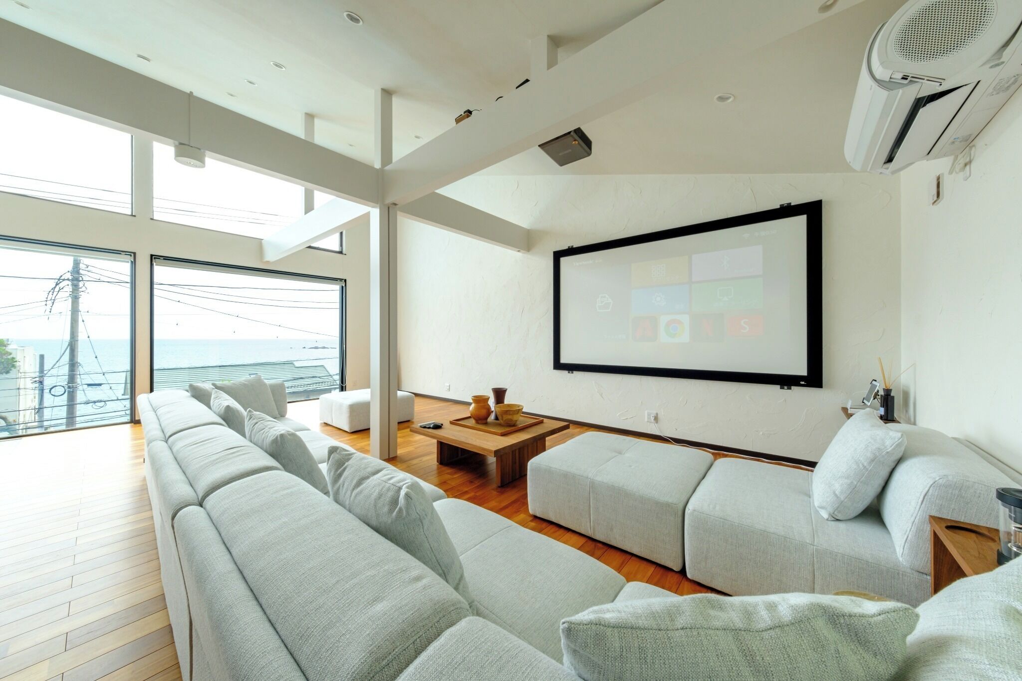 Private Villa With Pool And Terrace Where You Can  - Whole Building Rental / Yokosuka Kanagawa - Yokosuka