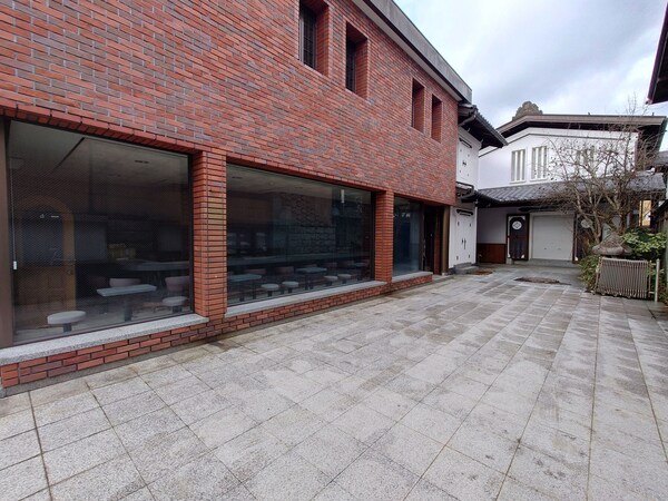 Takayama Stay Kakitsubata - Takayama