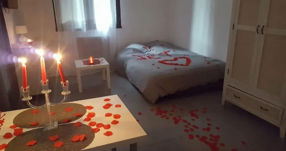 Homerez - Appartement Charmant Près D'orange Avec Piscine Partagée - ibis Orange Centre