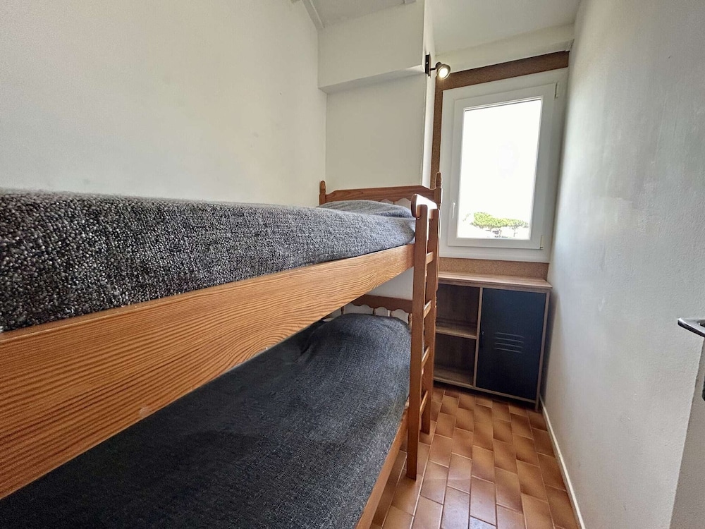 Cozy Studio With Terrace, Pool, And Parking Near Beach In Saint-cyprien - Canet-en-Roussillon