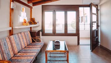 Casa | 4 quartos, escrivaninha