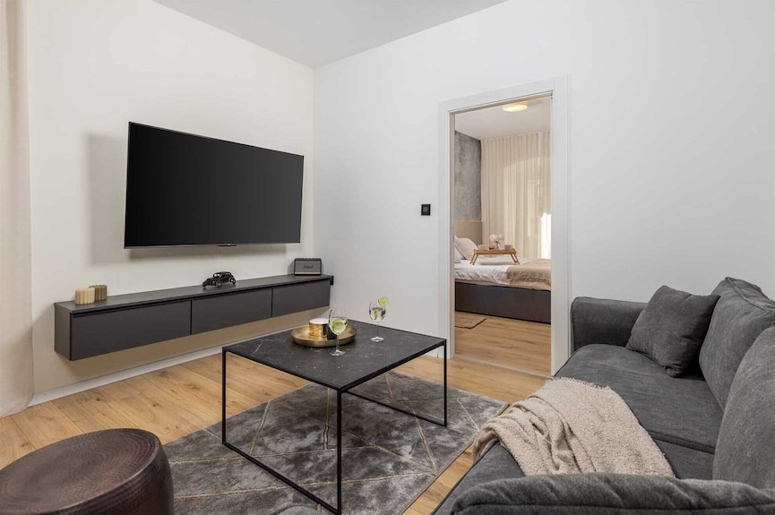 Main Square Corso, Cosylux 3 - Rijeka