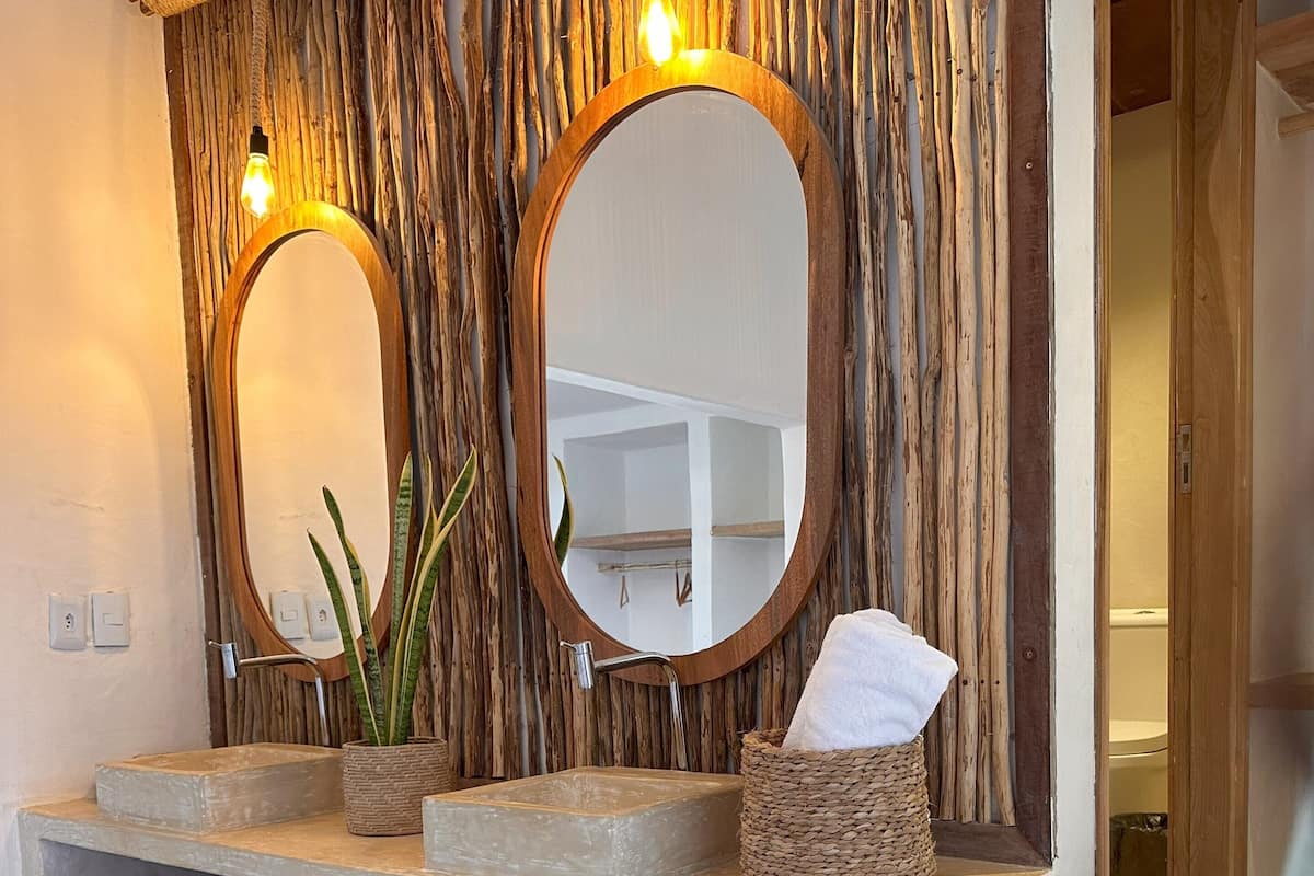 Quarto standard, vista para o mar | 1 quarto, frigobar, quartos à prova de som, Wi-Fi de cortesia