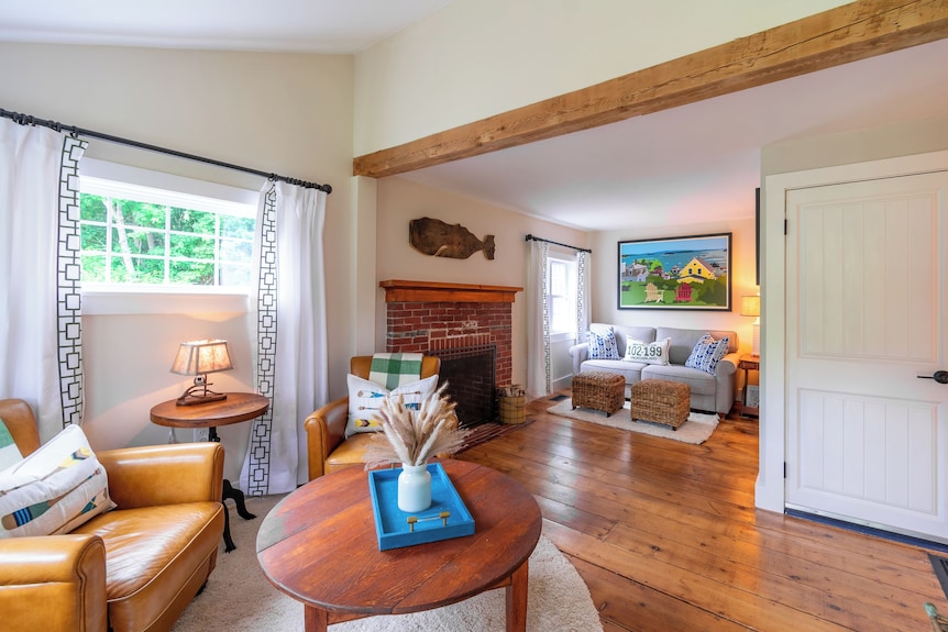 Cozy Cottage -Close To Downtown Camden! - New England